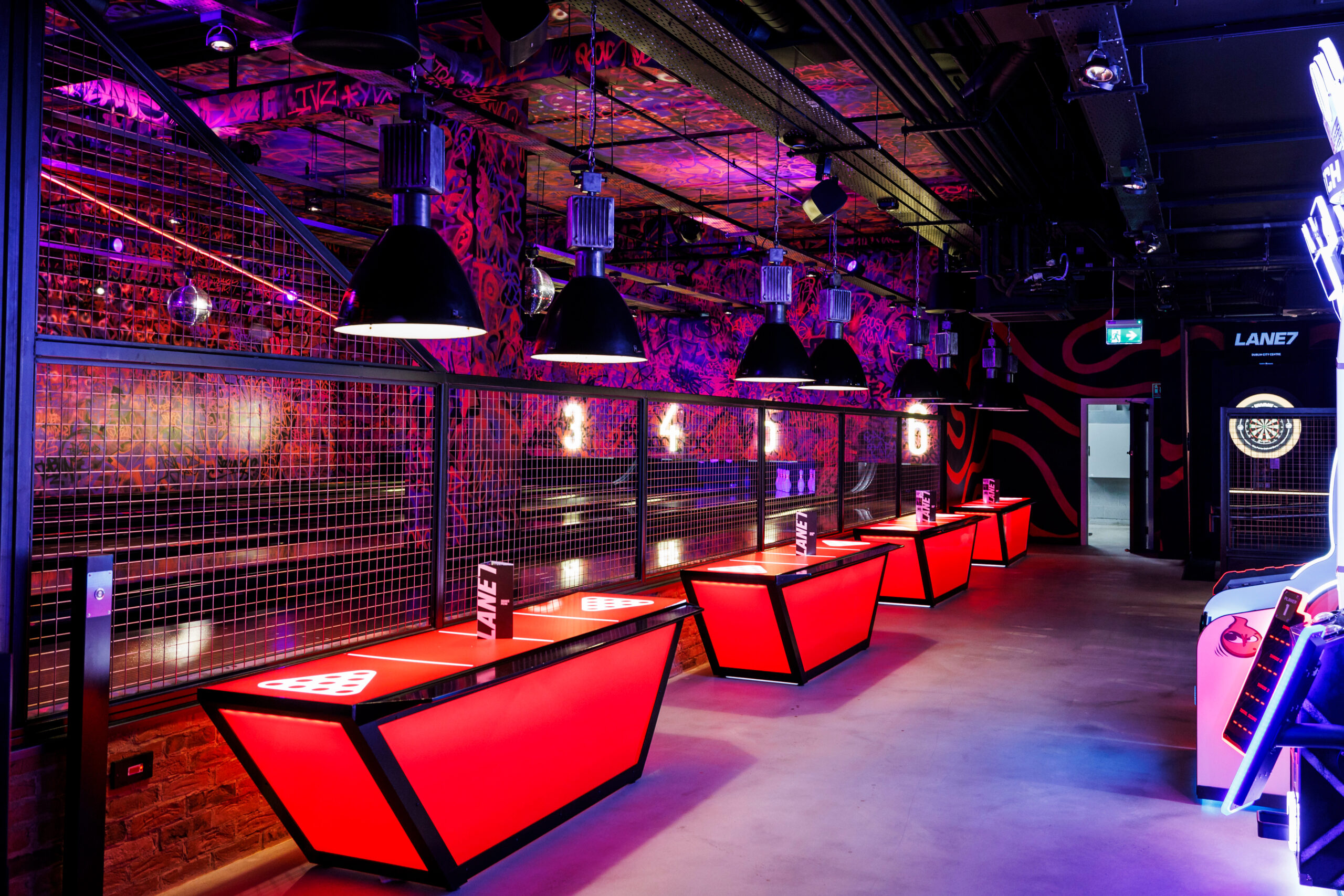 Dublin City Centre Bowling, Darts and Games Bar | Lane7